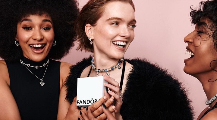 Pandora switches to 100 per cent recycled gold and silver - Inside ...